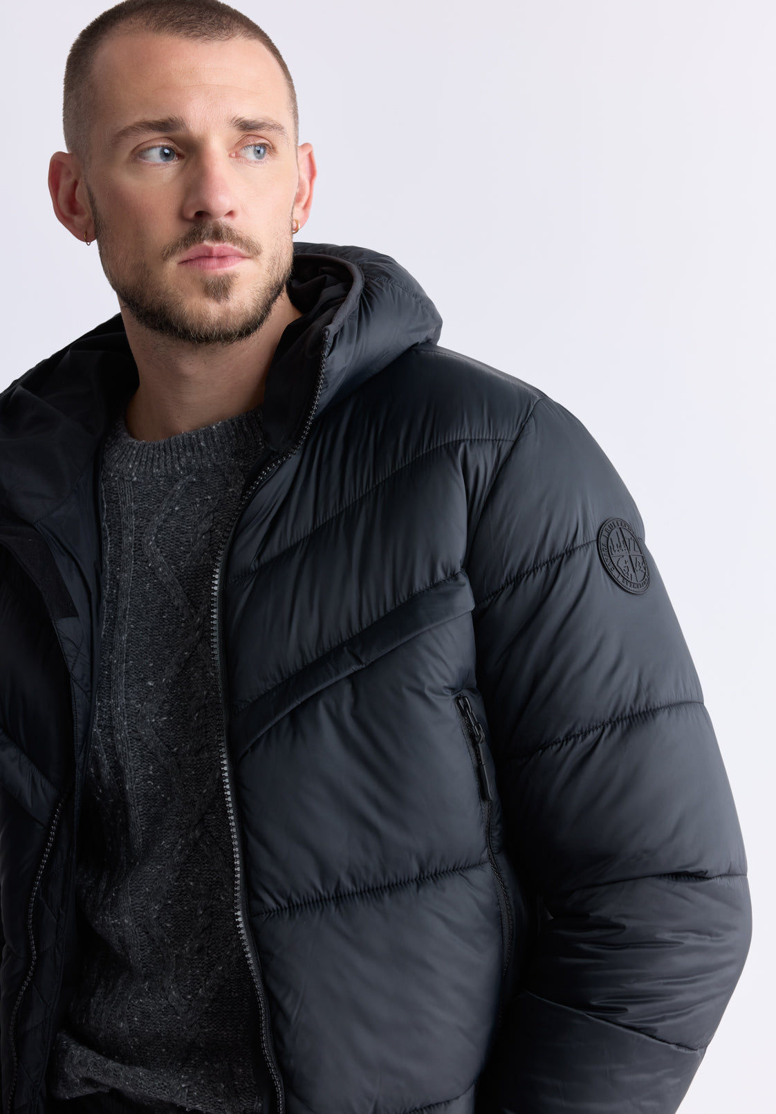 Jerome Black Men's Hooded Puffer Jacket - OBMEF006 – Buffalo Jeans